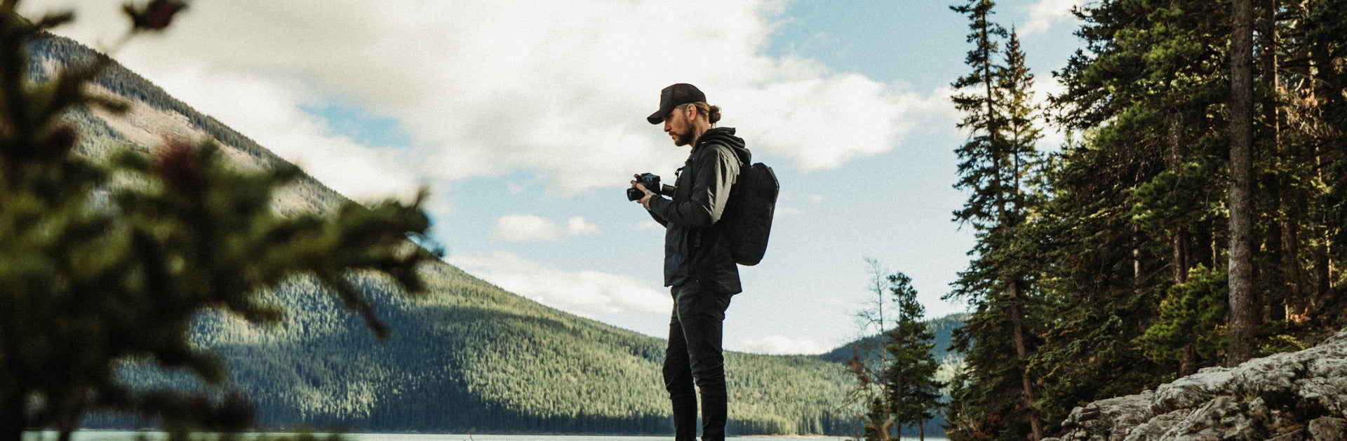 The Most Functional Gear Ever | Life On The Move | Nomatic – NOMATIC