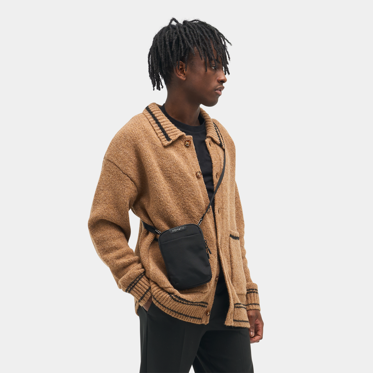 The Nomatic Access Pouch – NOMATIC