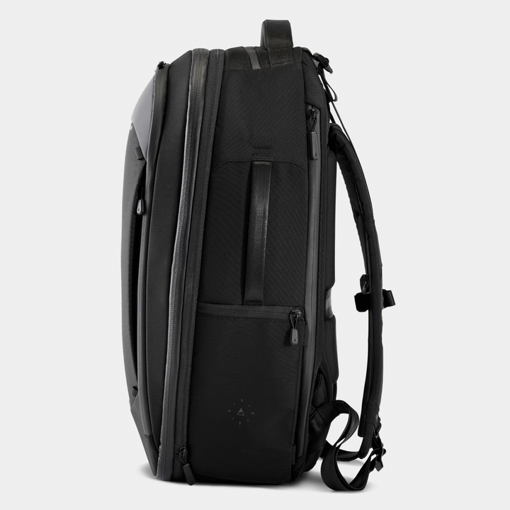 Navigator Travel Backpack 32L – NOMATIC